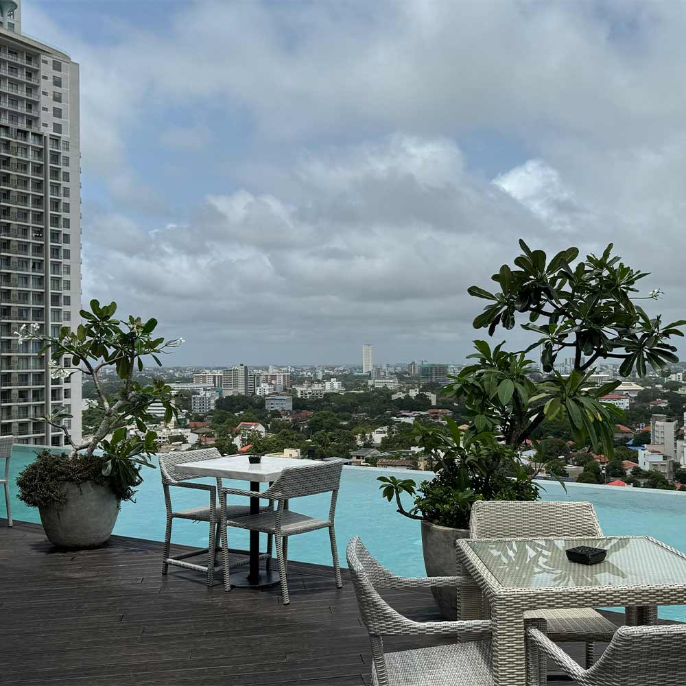 Romantic bars | The Honeymoon Guide | Colombo’s Best Rooftop Bars