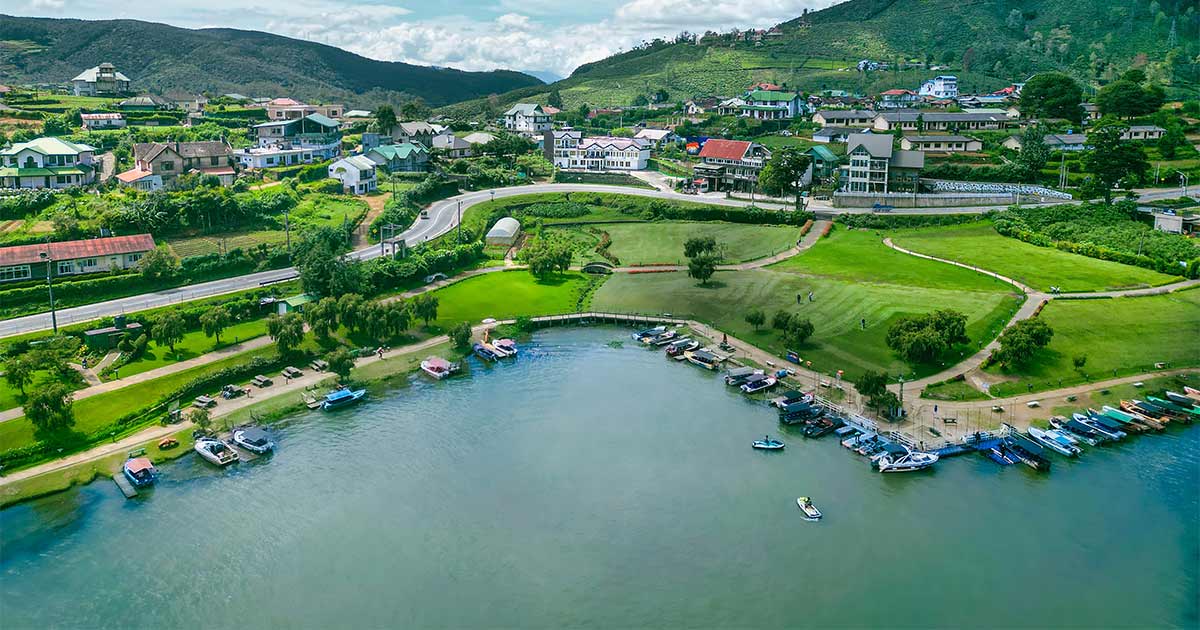 Lake Gregory Nuwara Eliya | The Honeymoon Guide | Park in Nuwara Eliya