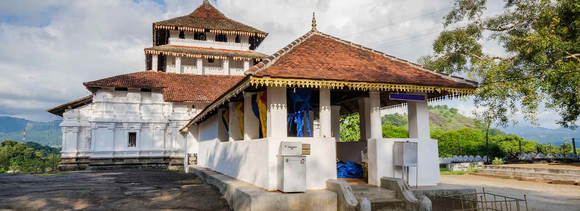 Three Temples in Kandy | The Honeymoon Guide | Temples in Kandy
