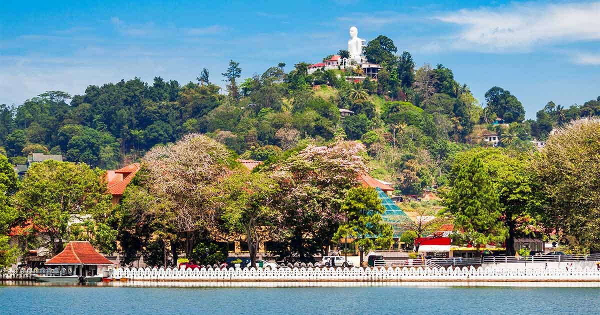 Sacred Kandy | The Honeymoon Guide | Sacred Temples in Kandy