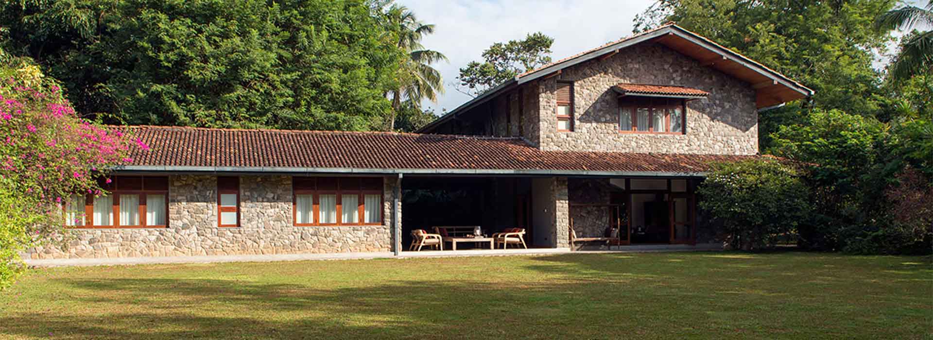 Stone House Kandy | The Honeymoon Guide | Luxury Bungalow in Kandy