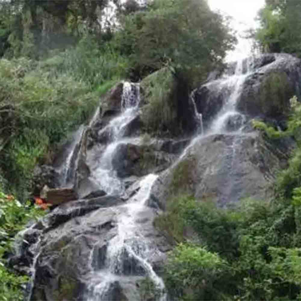 Best Waterfalls in Ella | The Honeymoon Guide | Ten Best Cascades